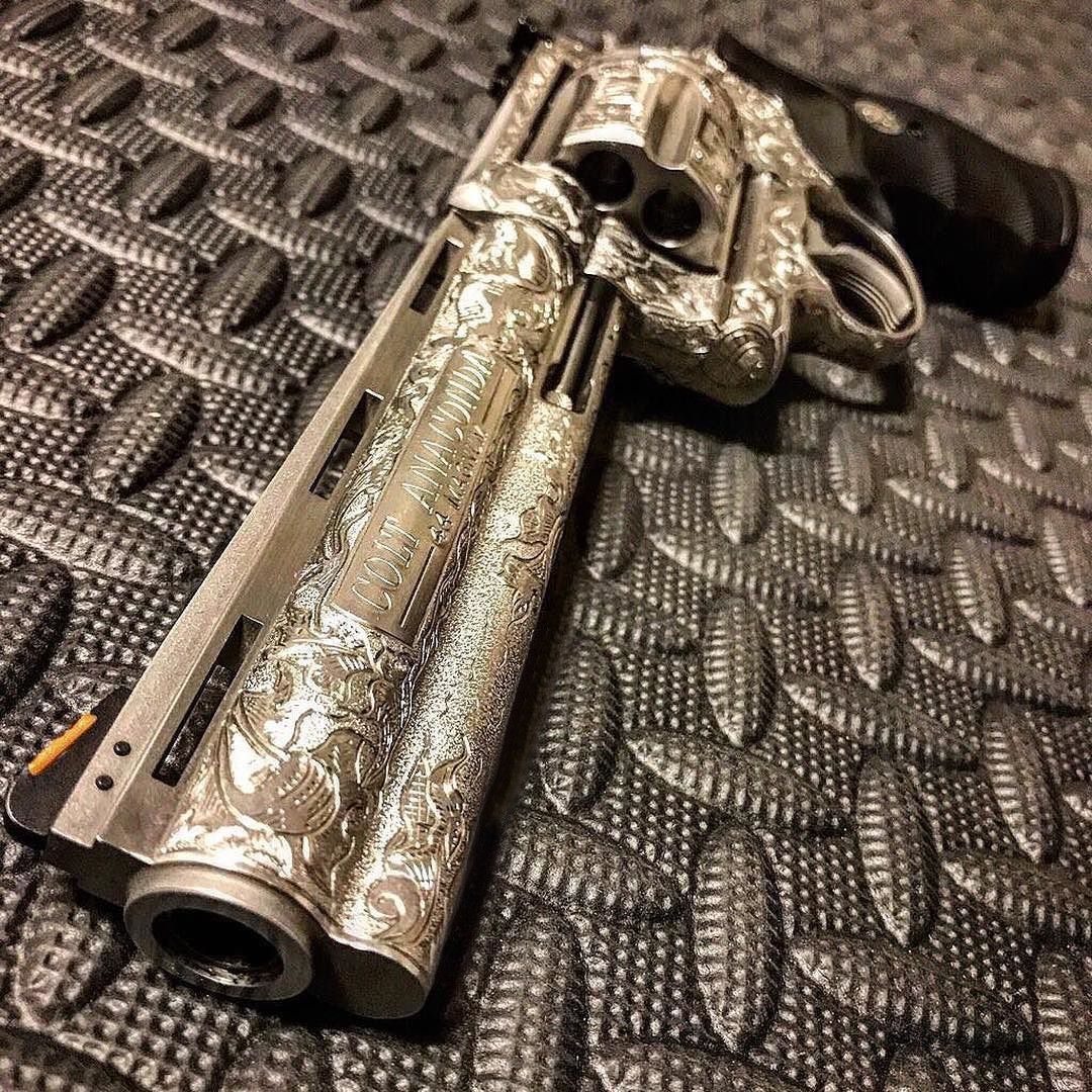 Replica Guns UK | Replica Revolver | Replica Rifles & Firearms
